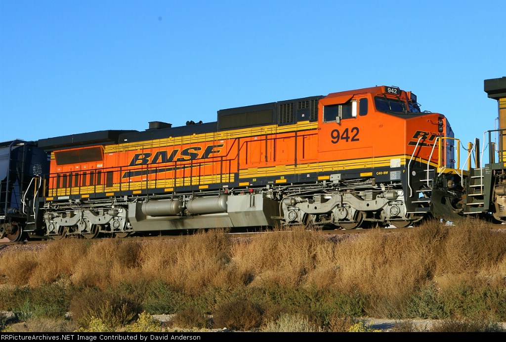 BNSF 942